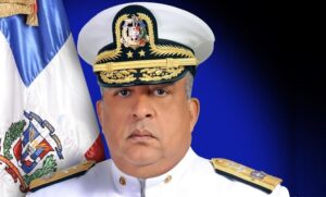 Presidente Abinader designa al vicealmirante Lee Ballester como nuevo ...